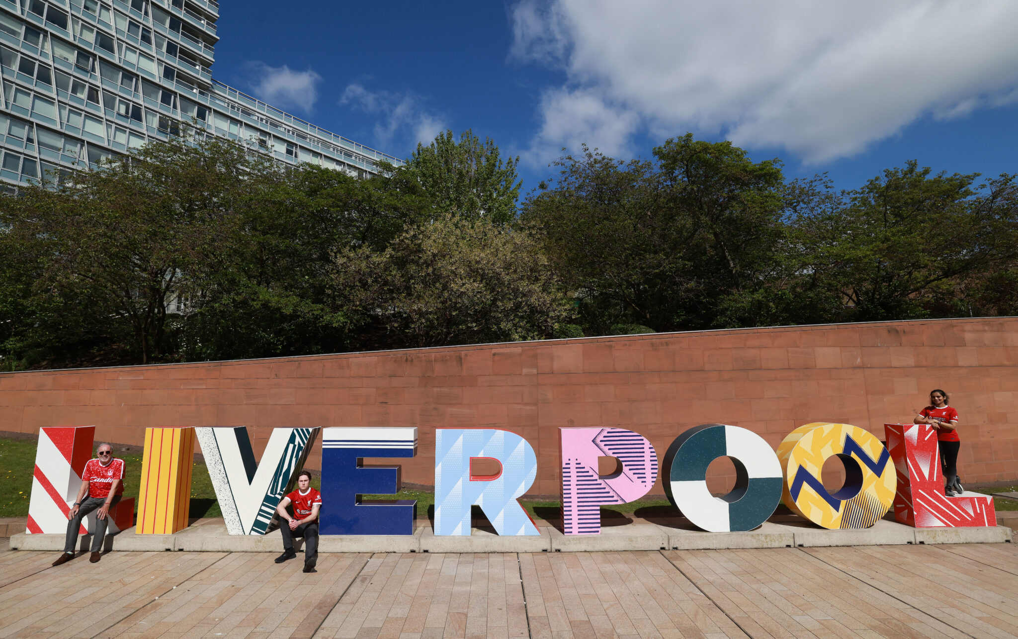 Liverpool sign scores football makeover - Liverpool ONE